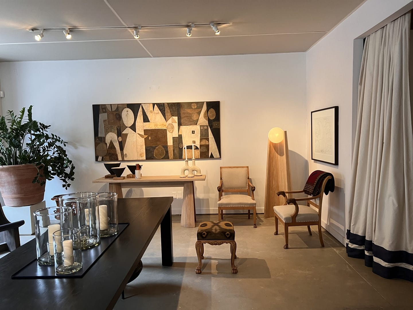 Home - FrenchyHelpinghands